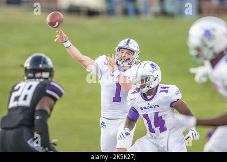 Abilene Christian quarterback Maverick McIvor throws during the first ...