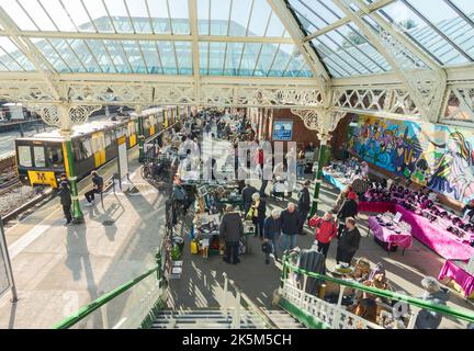 Metro train in Tynemouth station, north east England, UK Stock Photo ...