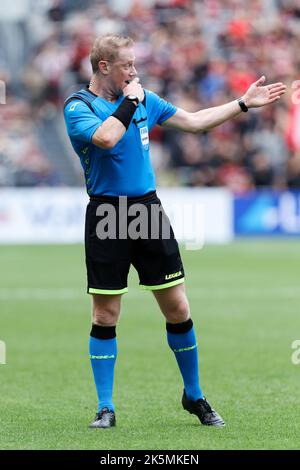 SYDNEY, AUSTRALIA - OCTOBER 1: Match referee Daniel Elder (second from ...