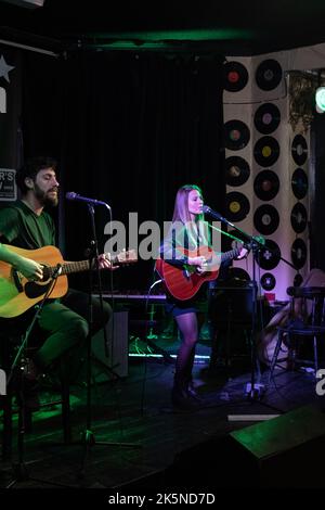 Fiddler's Elbow, Camden, London, UK Stock Photo - Alamy