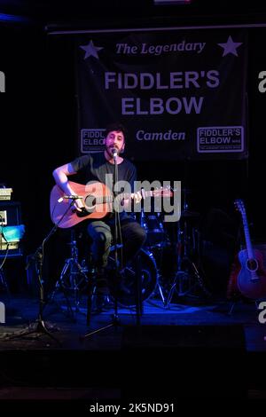Fiddler's Elbow, Camden, London, UK Stock Photo - Alamy