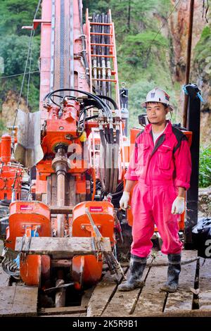 Gold ore processing plant in mining area Stock Photo - Alamy