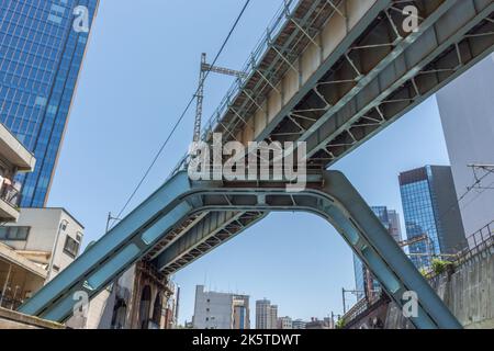 Bridge carrying the Tokyo Metro Marunouchi Line railway over the Kanda ...