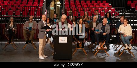 REBOOT, from left: Rachel Bloom, Paul Reiser, 'Girlfriends', (Season 1 ...