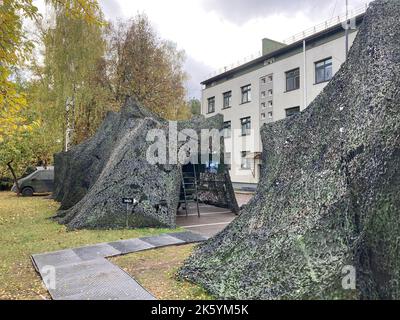 Rukla, Lithuania. 10th Oct, 2022. A Bundeswehr soldier works on a ...