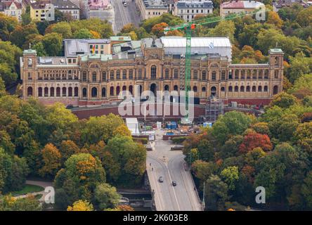 Munich, Germany. 10th Oct, 2022. The Bavarian Parliament. (SHOT FROM A ...