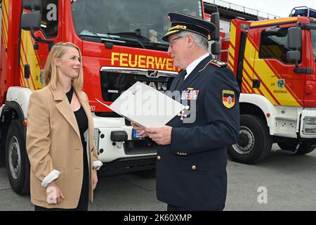 11 October 2022, Bavaria, Murnau: Actress Christine Eixenberger is ...