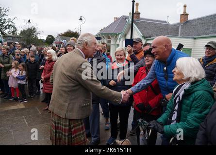 King Charles III meets Victoria Webber, one of the first female High ...