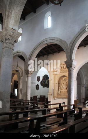 Cisternino, Puglia, Italy. Interior of Chiesa Madre Parrocchia S.Nicola ...