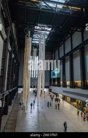 11 October 2022: Cecilia Vicuña, Brain Forest Quipu at Tate Modern ...