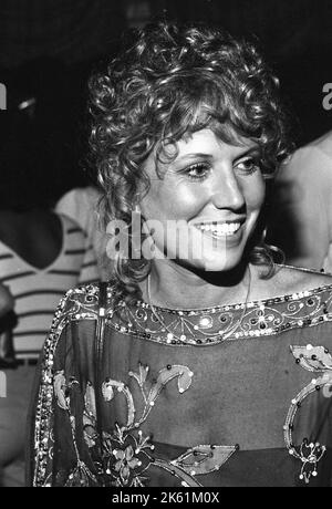 Leslie Charleson at the Family Feud All-Star prime time special ...