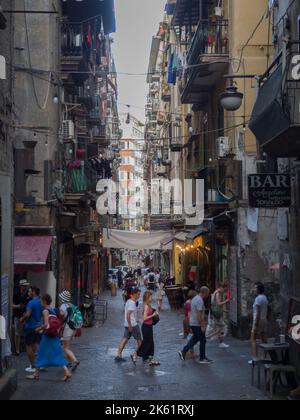 The narrow alleys of the Spanish quarters of Naples, Italy Stock Photo ...