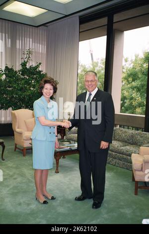 Office of the Secretary - Secretary Elaine Chao Week of 5/14/2001 Stock ...