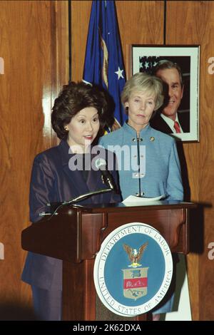Office of the Secretary - Secretary Elaine Chao Presents the National ...