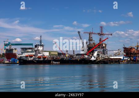 Pipe laying vessel Lorelay in the port of Leirvik, Norway Stock Photo ...