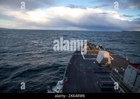 PENTLAND FIRTH STRAIT (Oct. 7, 2022) Ensign Benjamin Leaman writes in a ...