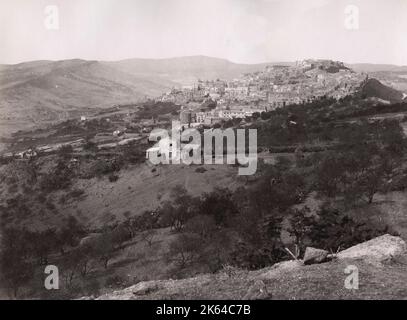 Italy, Sicily, Agrigento, panoramic view of the town Stock Photo - Alamy