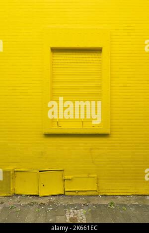 Koenigswinter, Cologne artist Thomas Baumgaertel has designed a vacant ...