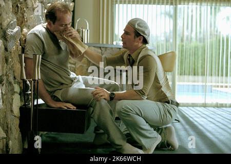 NICOLAS CAGE, SAM ROCKWELL, MATCHSTICK MEN, 2003 Stock Photo - Alamy