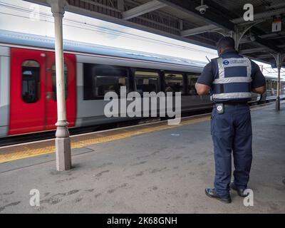 TfL Transport Support and Enforcement Officer presence at King's Cross ...