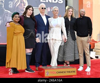 (L-R) Kynthia, Ruby Guest, Christopher Guest, Jamie Lee Curtis, Annie ...