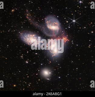 Combined NIRCam and MIRI Image of the “Cosmic Cliffs” in the Carina Nebula Stock Photo - Alamy