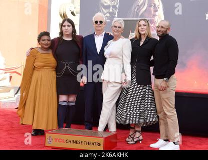 (L-R) Kynthia, Ruby Guest, Christopher Guest, Jamie Lee Curtis, Annie ...