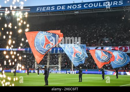 Illustration of the official flags of PSG during the French ...
