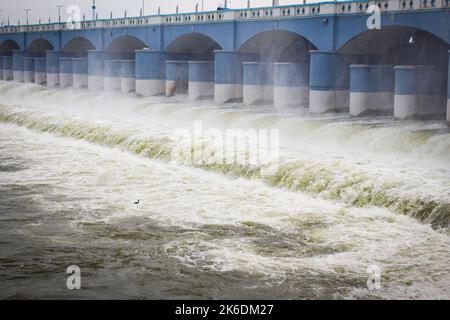 Kallanai (Grand Anicut) is an ancient dam built across the Kaveri River ...