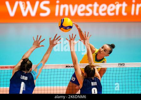 Gabriela Braga Guimaraes, Marina Lubian , Serena Scognamillo and Asia ...