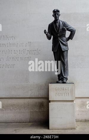 London- statue of George Orwell by the British sculptor Martin Jennings ...