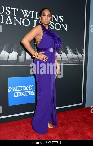 Sharina Martin attends The Revival of August Wilson's "The Piano Lesson ...