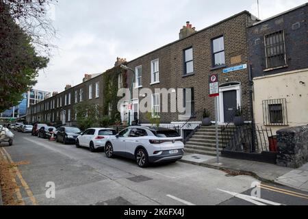 Republic of Ireland; Dublin, Houses on the Liffey river Stock Photo - Alamy