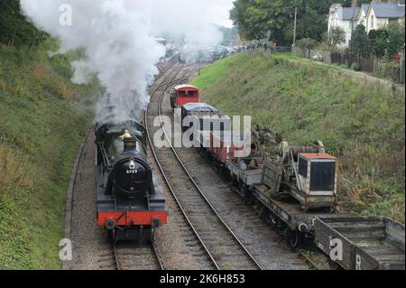 Wightwick Hall a modified Hall class pulling a passenger train out of ...