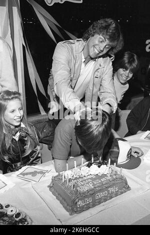 Shawn Stevens, Allison Balson, Jason Bateman and Adam Rich at Jason ...