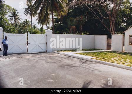 Nassau - Marine Security Guard Residence - 1988, United States ...