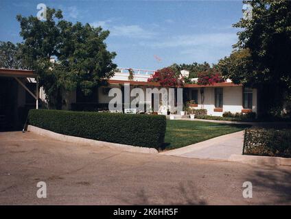 Jeddah - 1986, United States photographs Related to Embassies ...