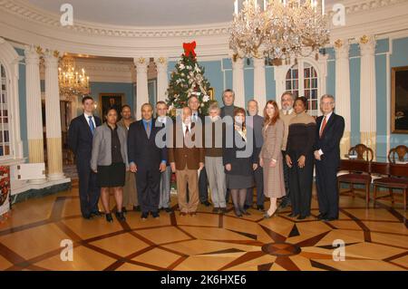 Group portrait of Under Secretary for Management's Office Management ...