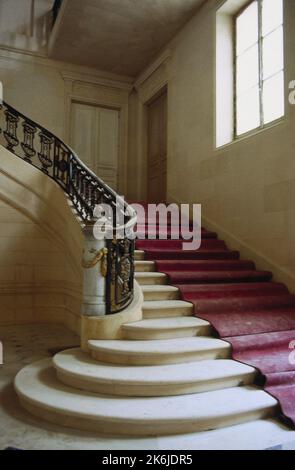 Paris - Annex Office Building - 1982, United States photographs Related ...