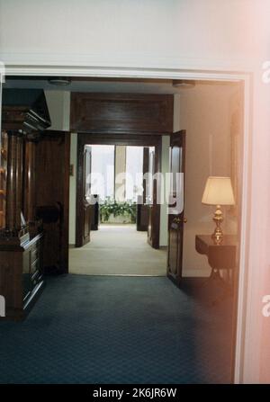 London - Chancery Office Building - 1991, United States photographs ...