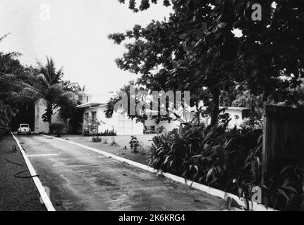 Abidjan - Mid-Level Position Residence - 1989, United States ...