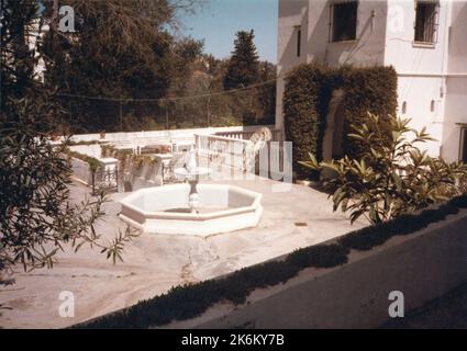 Algiers - Annex Office Building - 1983, United States photographs ...