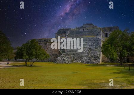 Worship Mayan churches Elaborate structures for worship to the god of ...