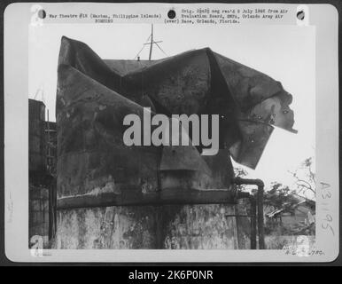 Tank attack 1945 Stock Photo - Alamy