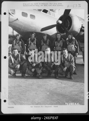 A Ground Crew Of The 390Th Bomb Group Poses Beside The Boeing B-17 ...