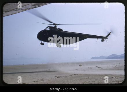 Left side view of a Sikorsky H-19 Chickasaw (s/n 49-2016) on ground ...