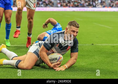 George Williams of England goes over for a try during the Rugby League ...