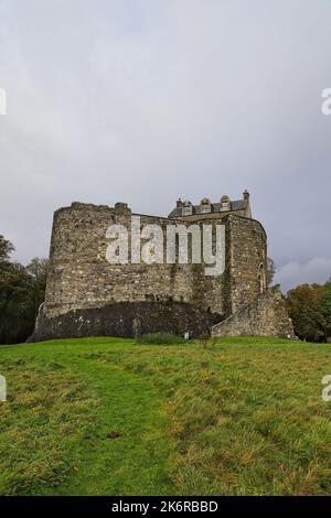 Dunstaffnage Castle Dunbeg Scotland October 2022 Stock Photo - Alamy