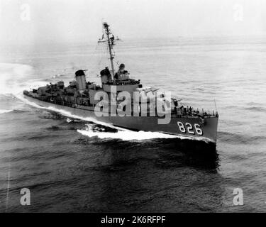 Photograph of the USS Agerholm. DD-826. 1958 - 1981 Stock Photo - Alamy