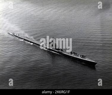 Photograph of the USS Queenfish (SS-393 Stock Photo - Alamy